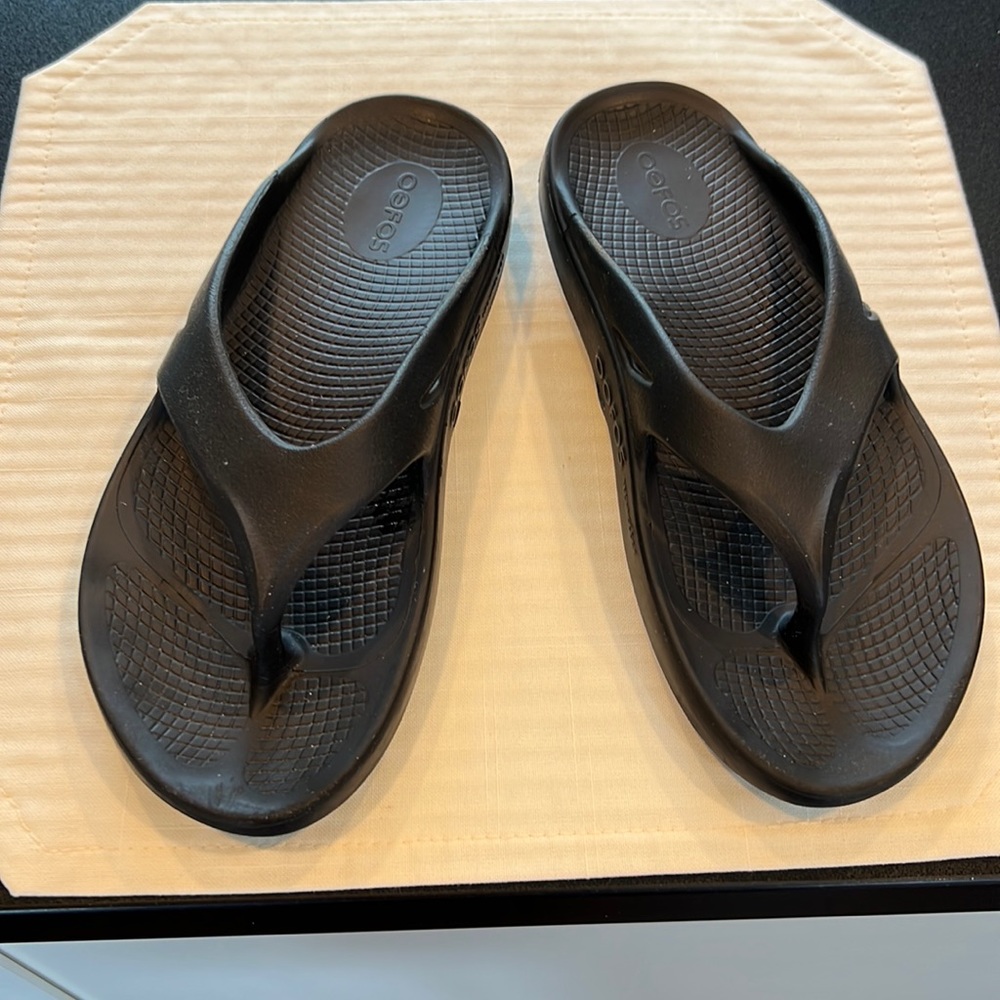 Oofos Original Recovery Free Feet Flip Flops - Gem